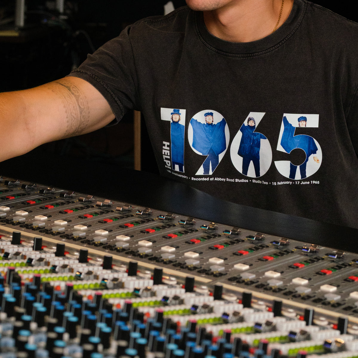 The Beatles - The Beatles Help! 60th Anniversary T-shirt - Abbey Road